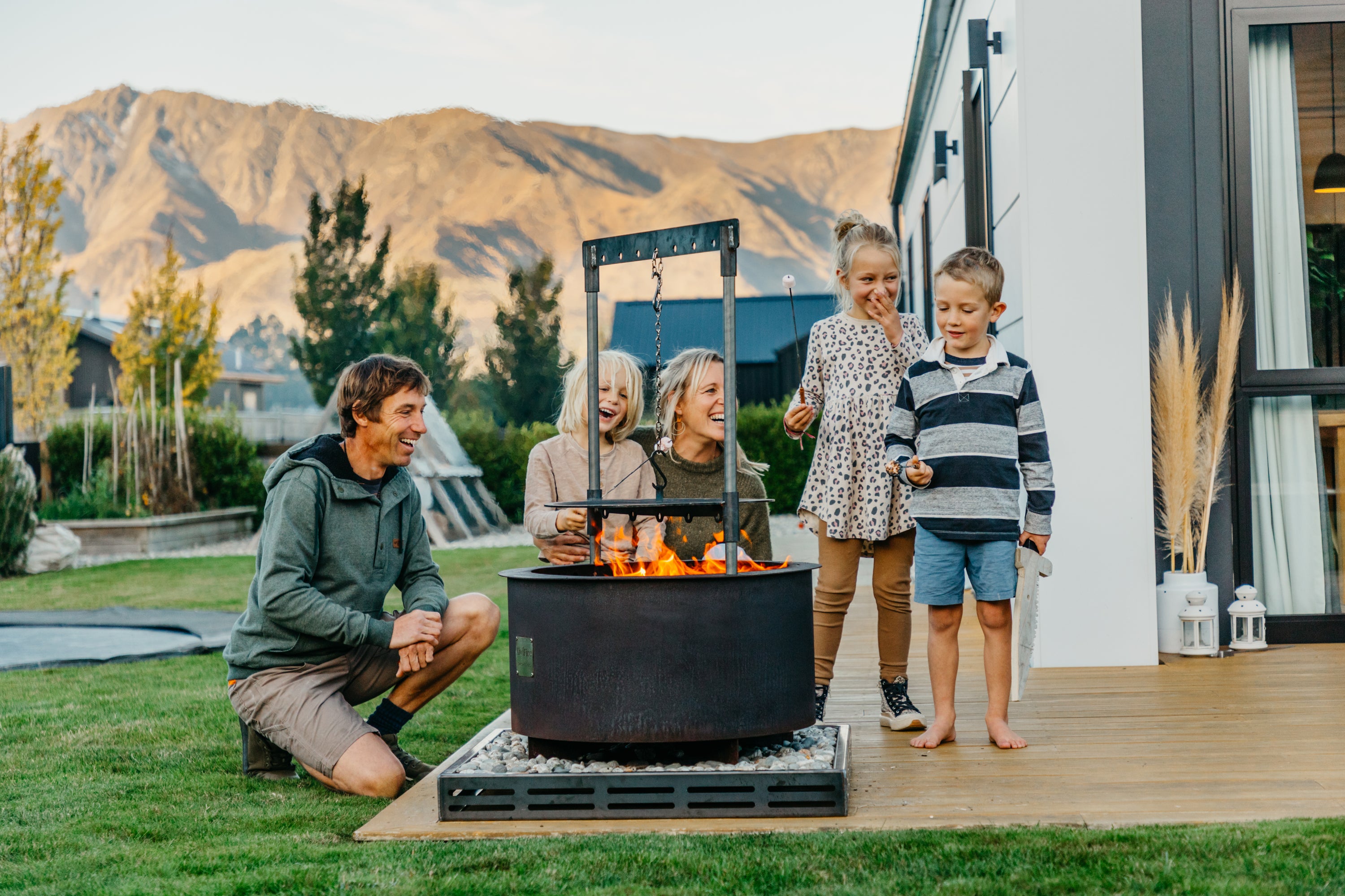 Premium Smokeless Fire Pits with Live Fire Grills | Smokelis – KiwiFire ...
